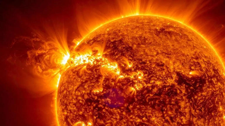 Alert! Powerful solar flare shakes Earth’s satellites and power grids