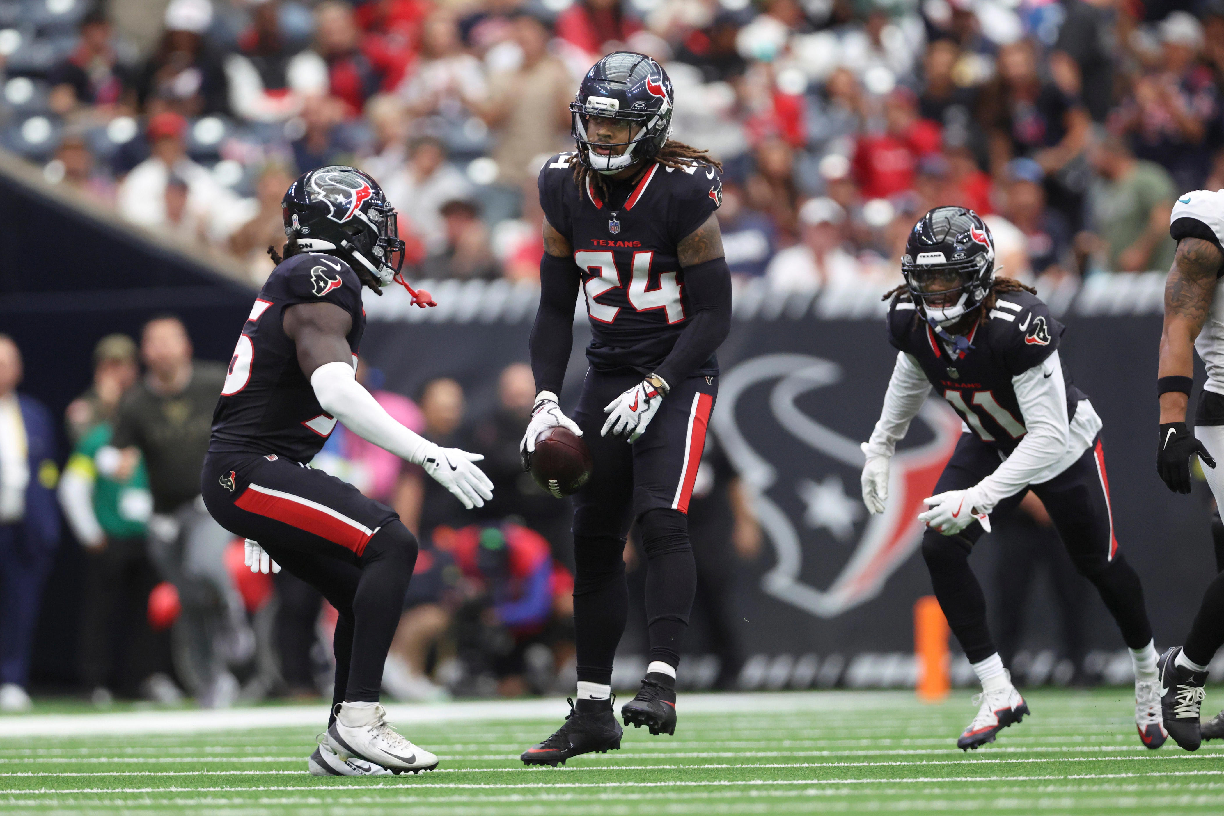 Texans PFF grades: Best and worst defensive performers from Week 10 win ...