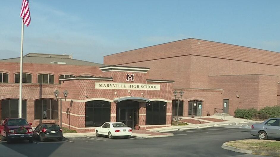 Gas leak prompts early dismissal at Maryville High School