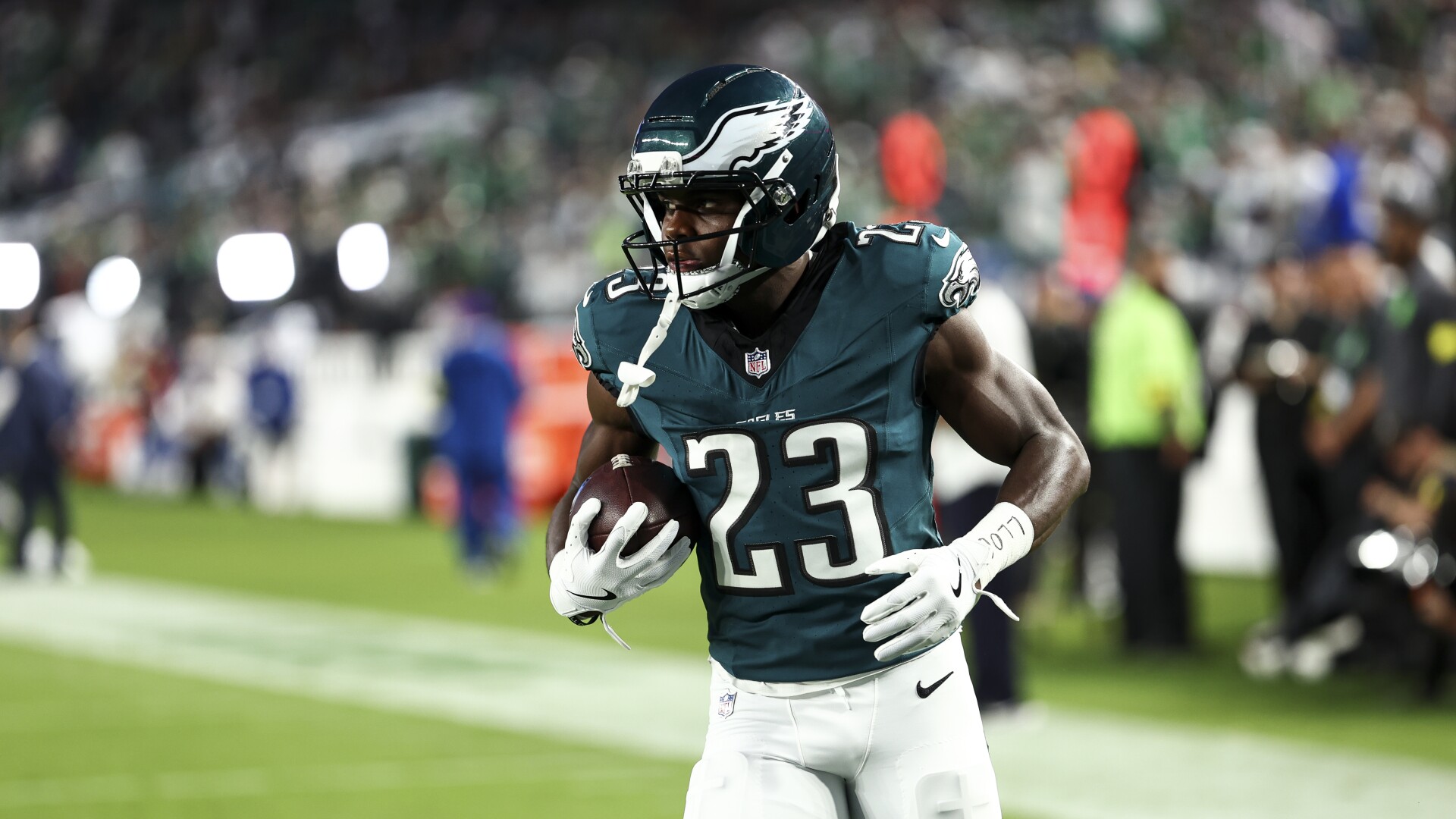 Eagles activate Jakorian Bennett, put Jaire Alexander on reserve/retired