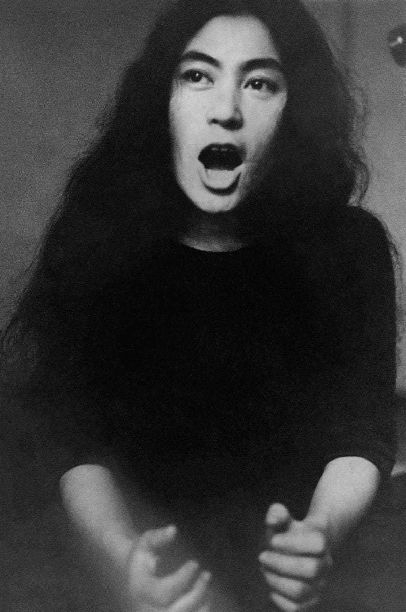 Una exposición en el MUSAC de León recoge la obra de Yoko Ono, a quien ...