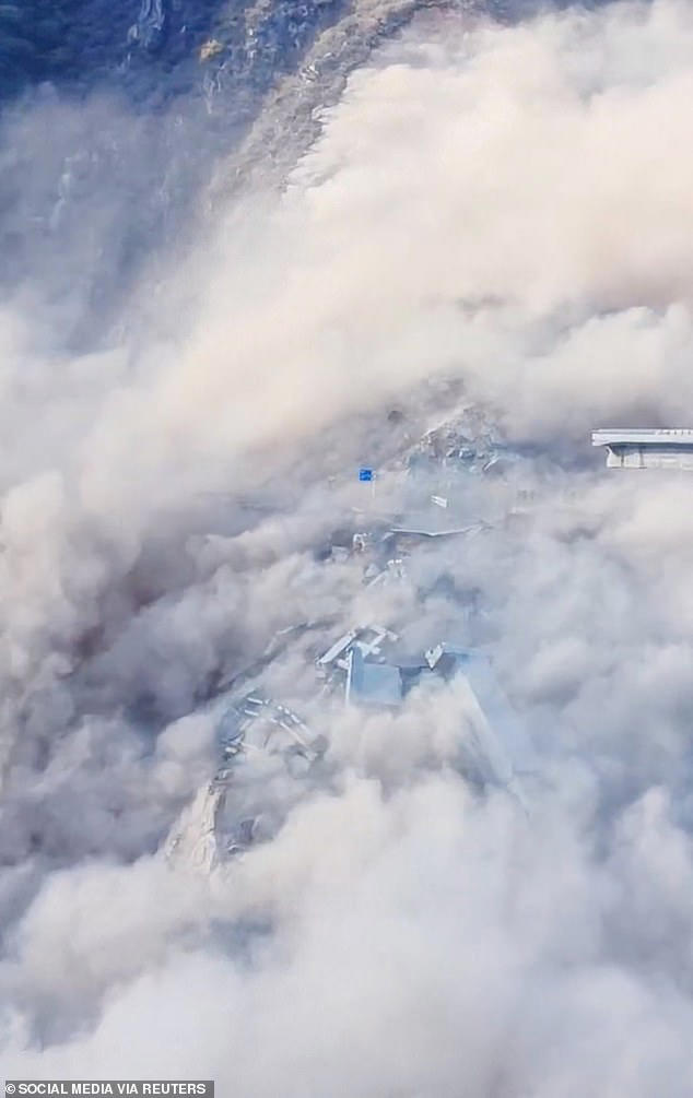 Terrifying moment China's new 2,500ft bridge collapses into river just ...