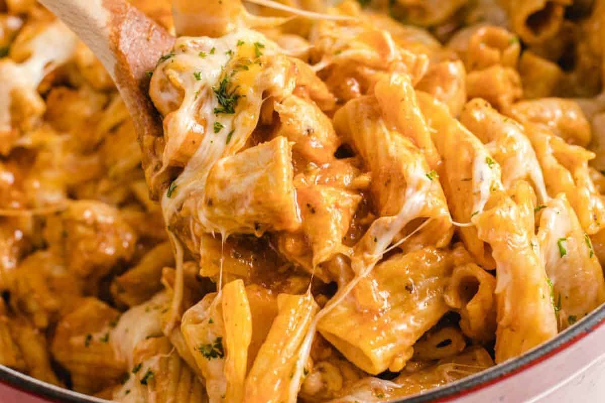 These 26 One-Pot Pasta Recipes Save Me on Crazy Nights