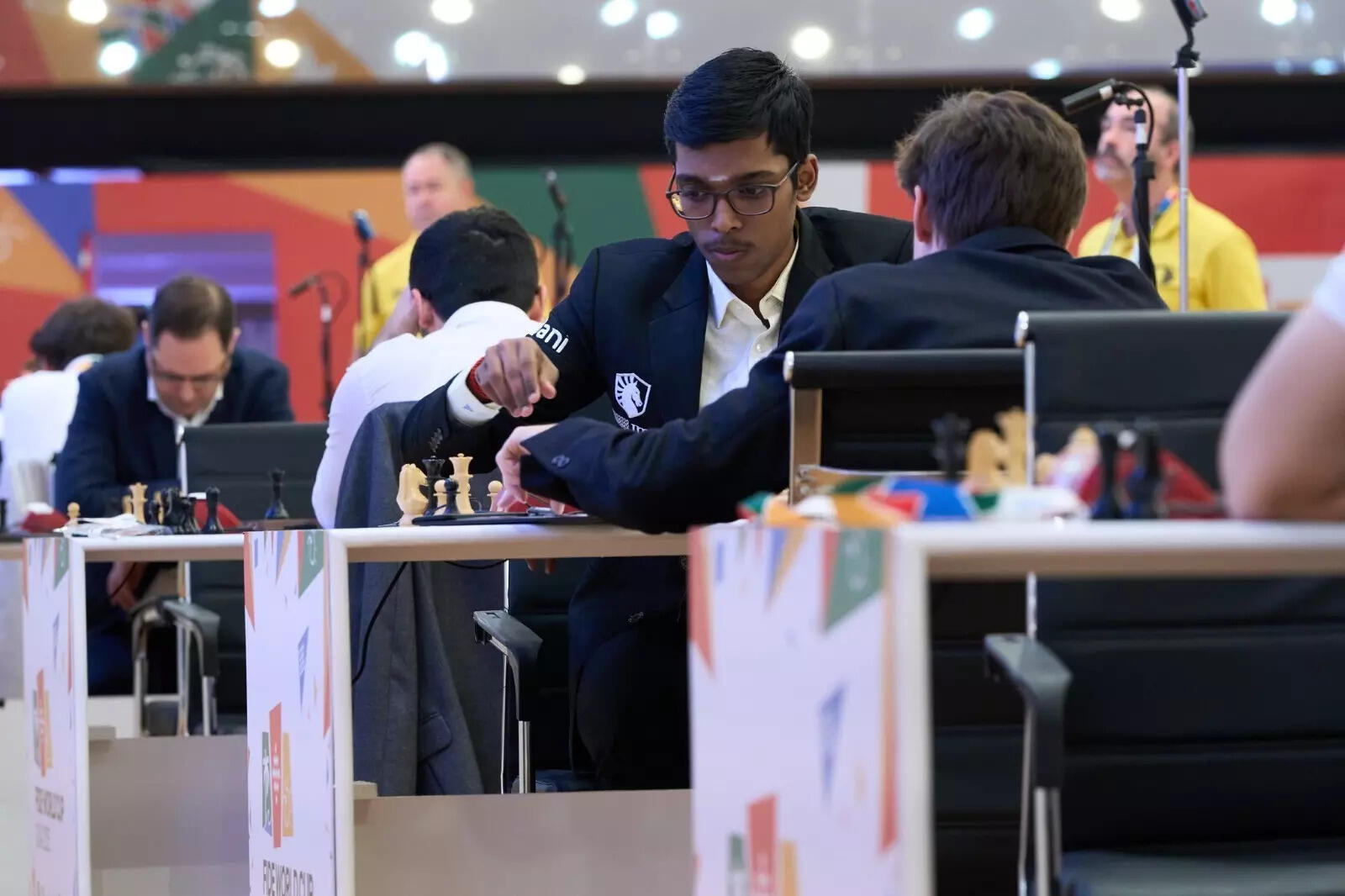 FIDE World Cup: Arjun Erigaisi, R Praggnanandhaa and P Harikrishna stay ...