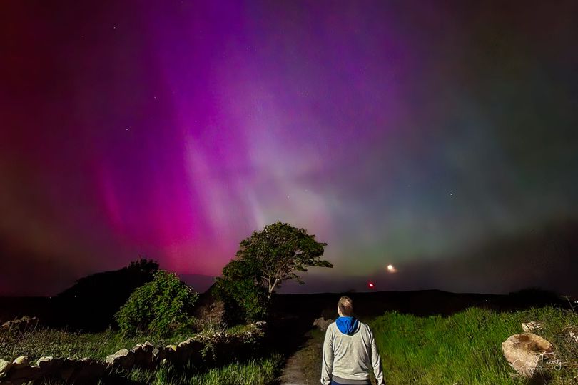 Stunning Northern Lights visible in Ireland tonight: Best times and ...