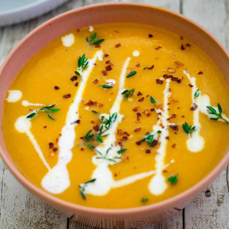 Butternut Squash and Red Pepper Soup