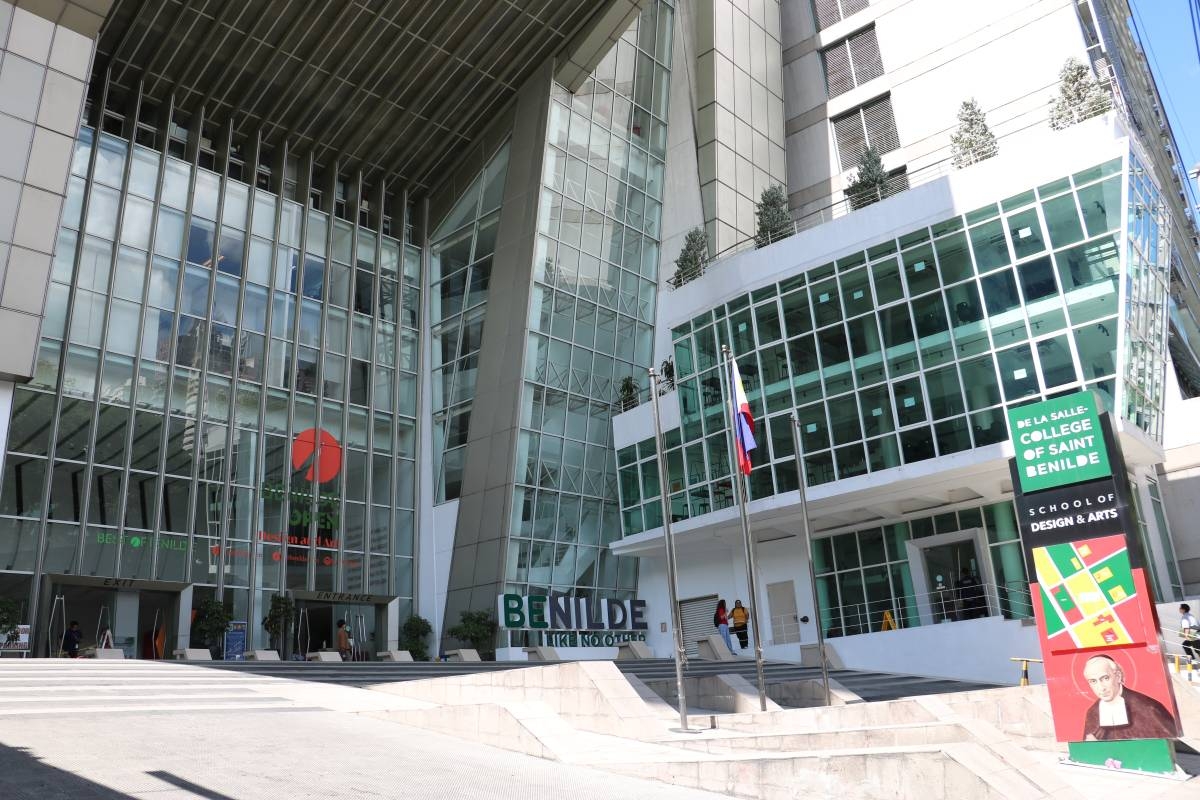 Benilde earns intl, local accreditations