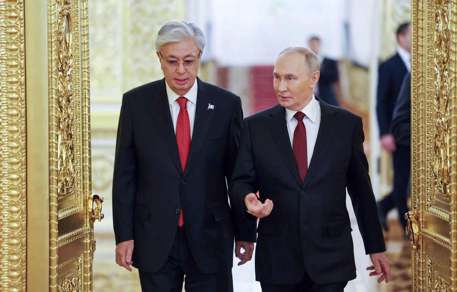 Russia, Kazakhstan sign strategic partnership declaration