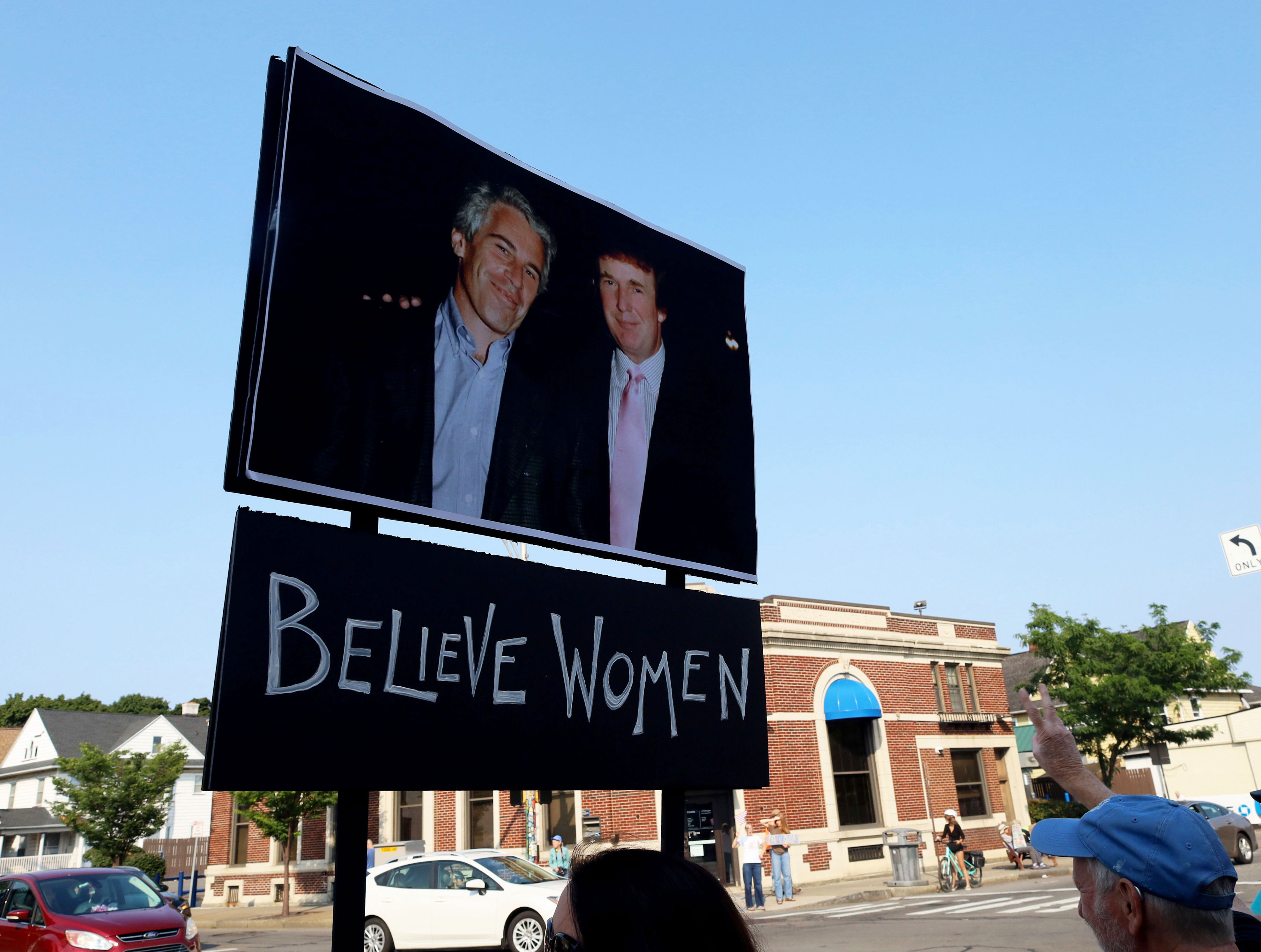 Jeffrey Epstein Claimed Trump Knew About His Conduct, New Emails Show