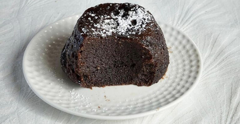 Lightning-Fast Mug Cakes You Can Make In 5 Minutes Or Less