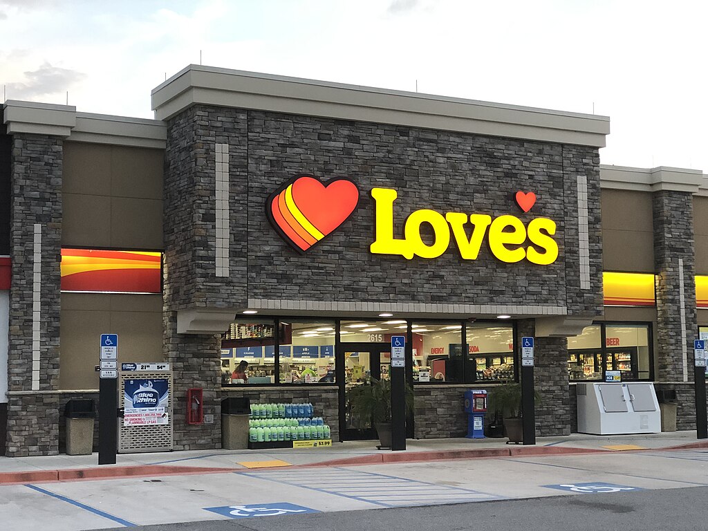 13 Love’s Travel Stop Tips That Help RVers Save Time, Money, and Stress