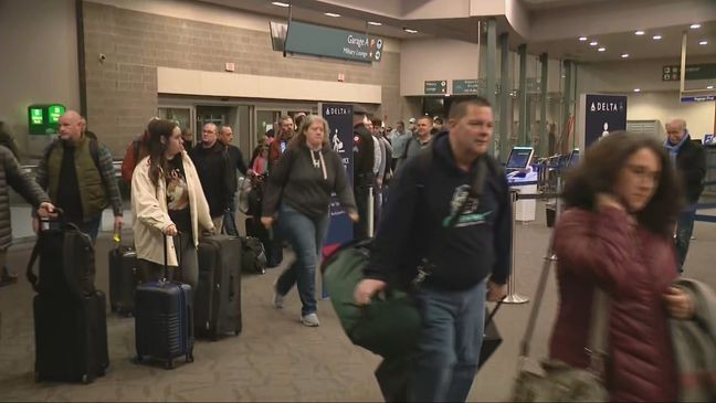 As the House considers deal to end shutdown, flight delays could ramp ...