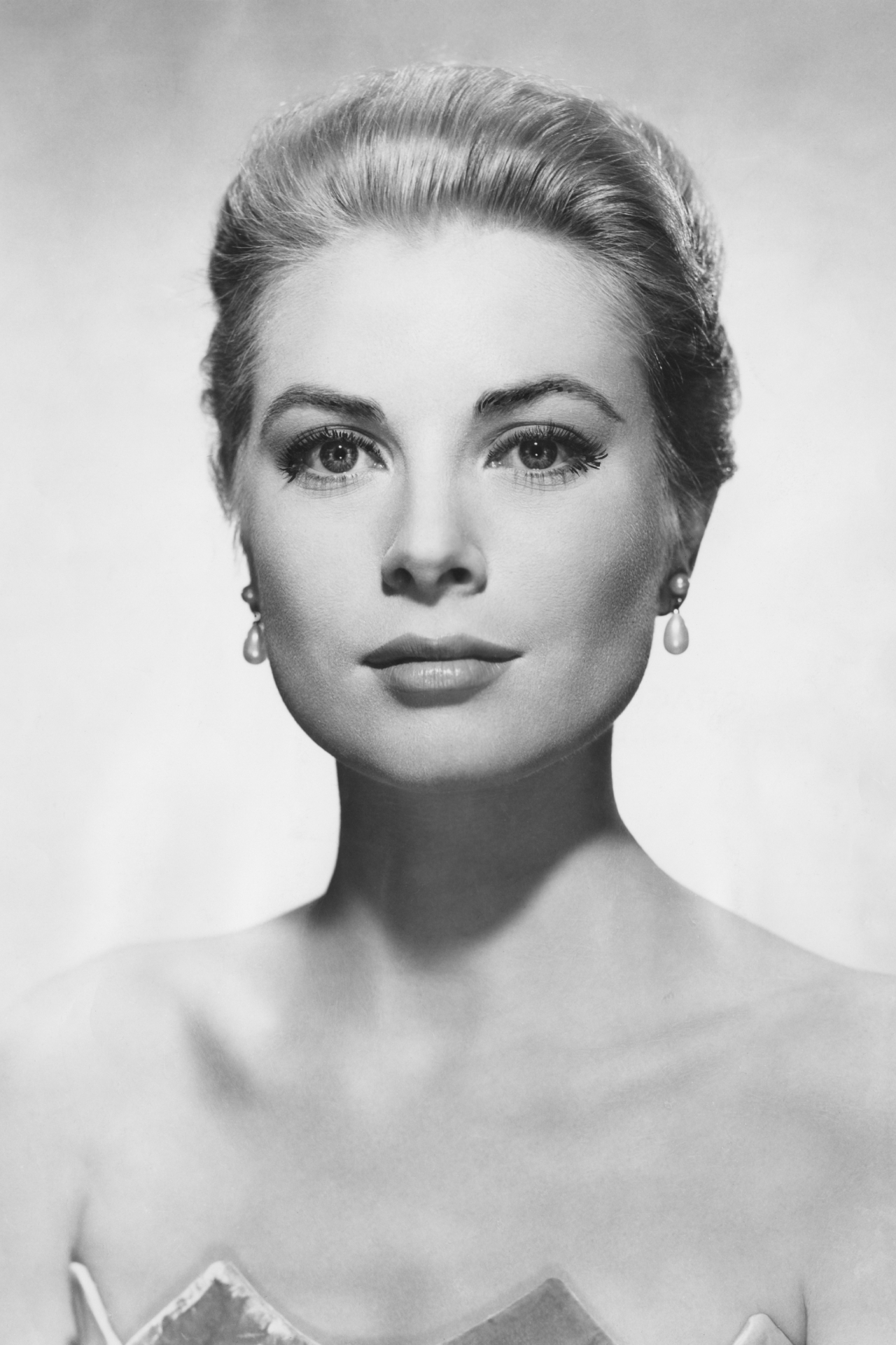Grace Kelly's birthday: the fascinating story of a Hollywood star ...