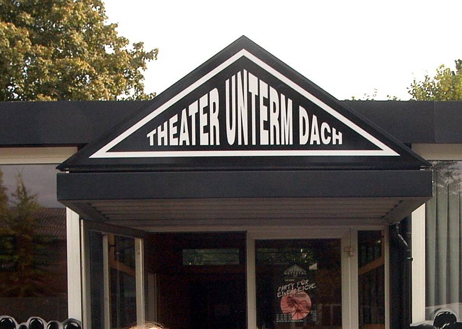 Terror im Theater unterm Dach