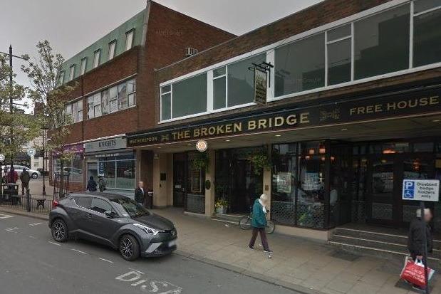 The Broken Bridge, Pontefract: Beer garden extension approved at town ...