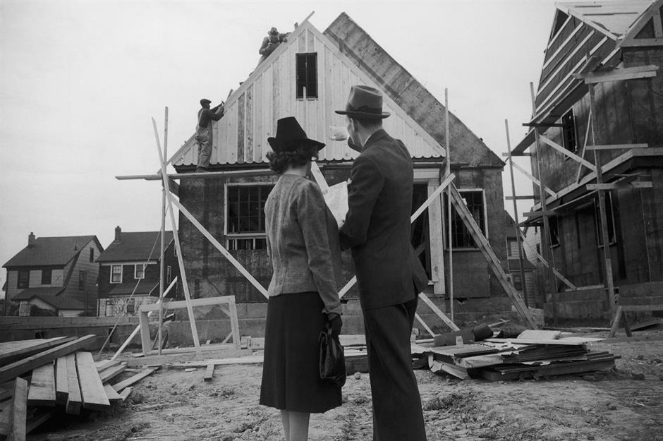 25 Glimpses into everyday life in the 1940s