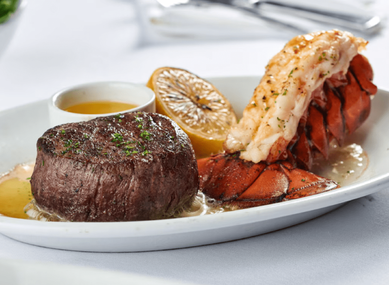 7 Chains With the Best Steak Dinners for the Holidays