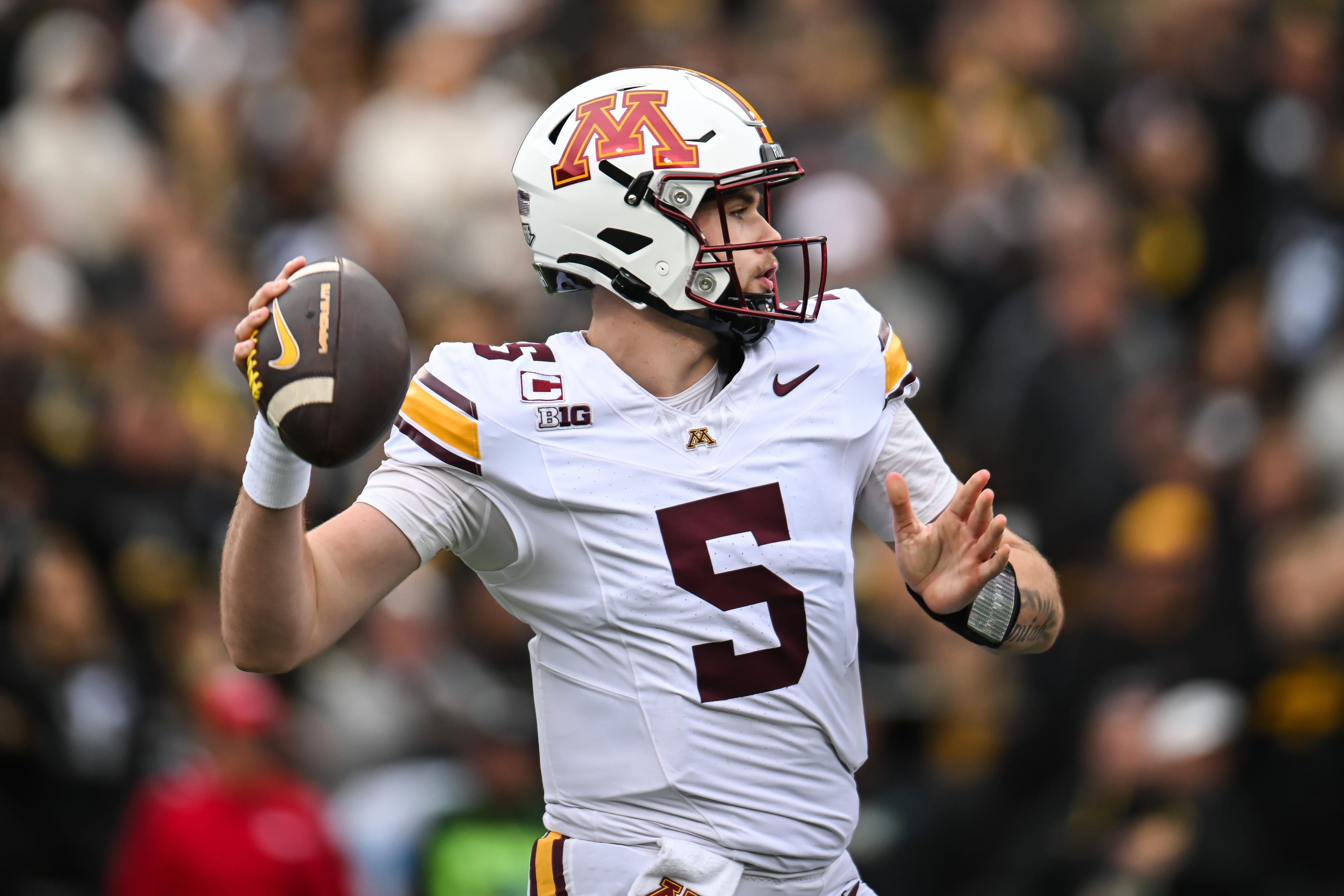 Five Minnesota Golden Gophers who Ducks fans should know before Week 12