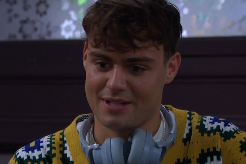 Who is Lewis Barton's dad in Emmerdale? ITV star drops 'wild' baby ...