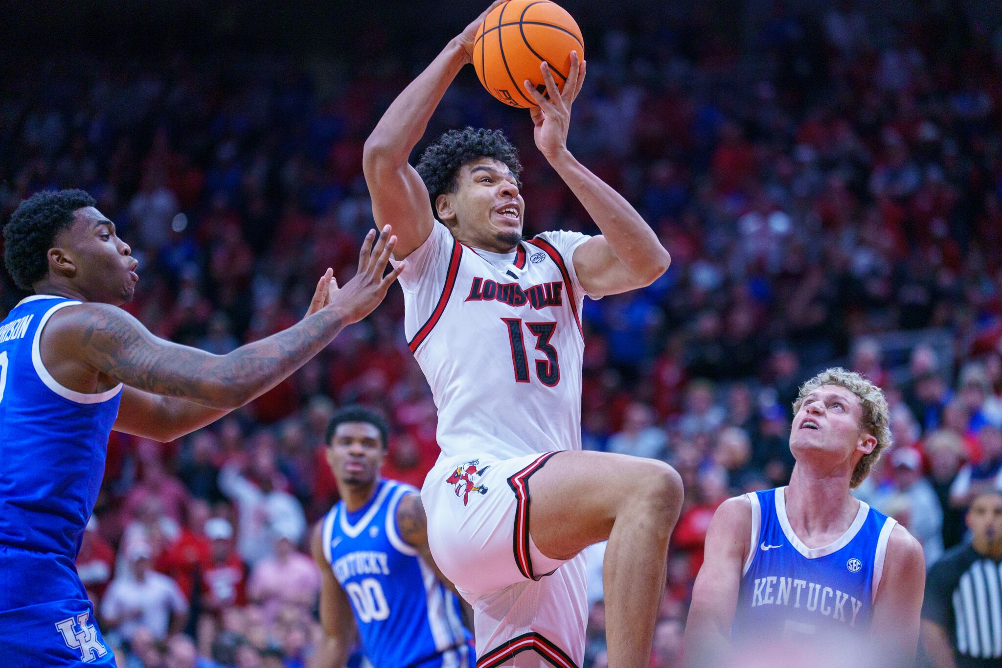 GALLERY: Louisville withstands late surge from Cats to win first Kelsey ...