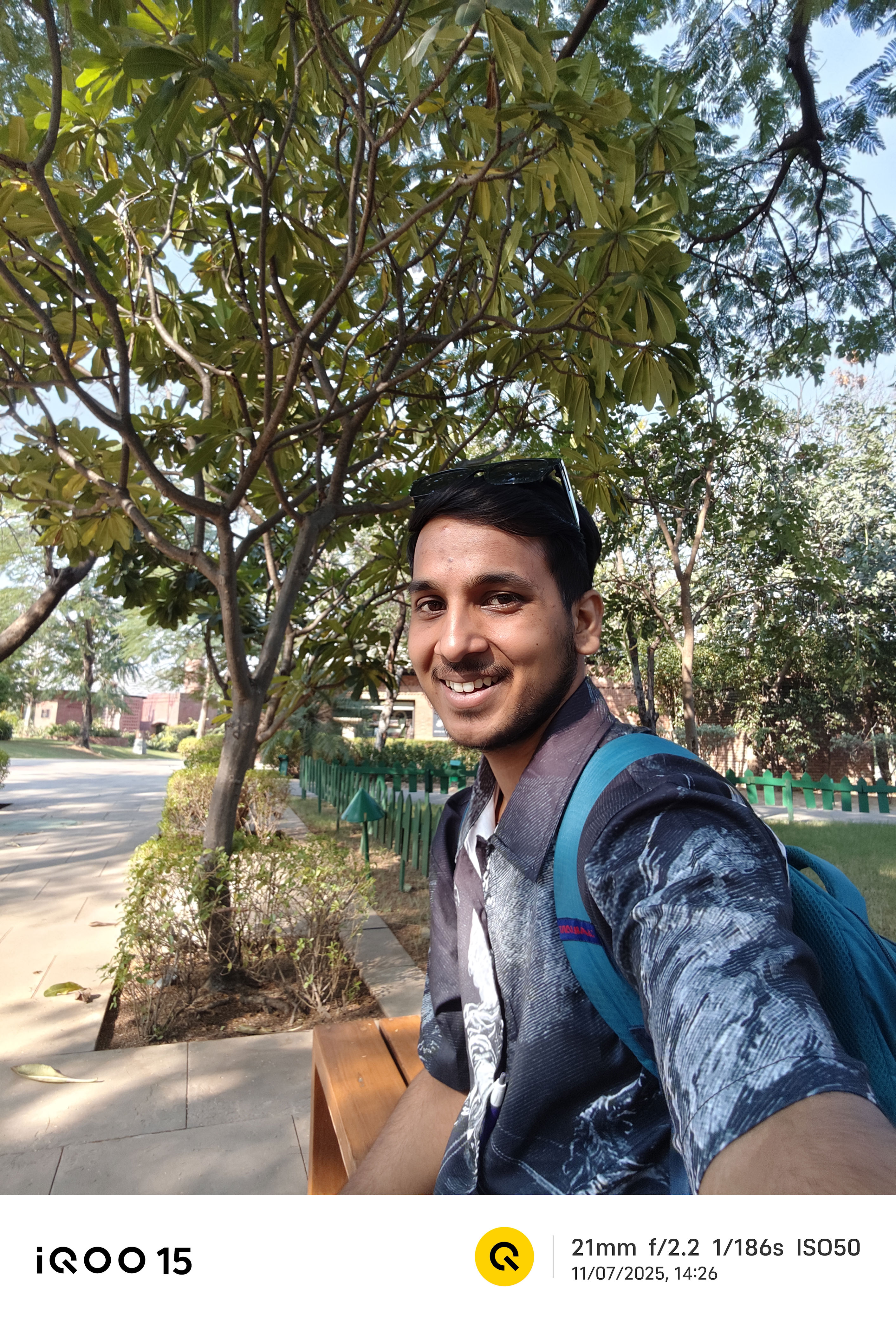 iQOO 15 Camera Hands-On: From Gaming Beast to Photo Pro, iQOO Has Come ...