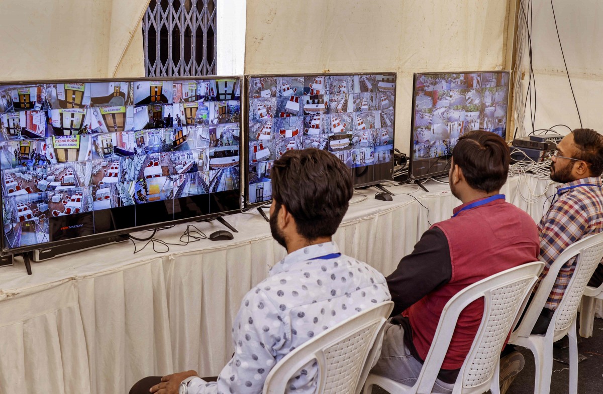 Election Commission to Delhi High Court: City Lok Sabha 2024 Footage ...