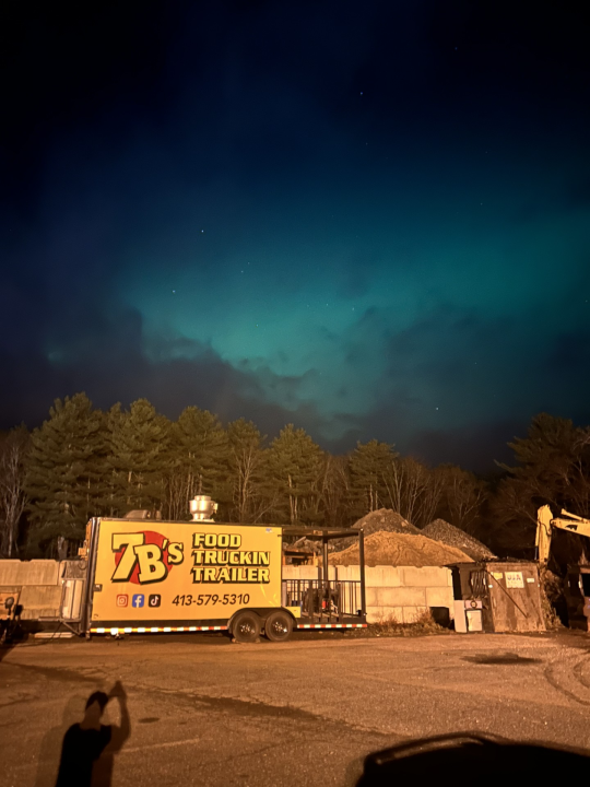 PHOTOS: Northern lights seen across western Massachusetts