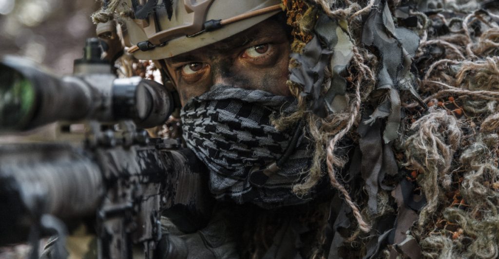 Italien utreder ”sniper-turism”: Välbärgade män misstänks ha skjutit ...