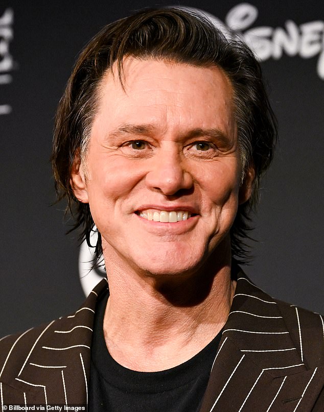 Plastic surgeon weighs in on Jim Carrey's apparent new look after fans ...