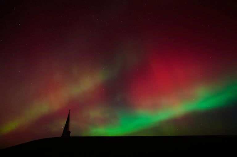 Map of 18 states dazzled by northern lights tonight as strongest solar ...