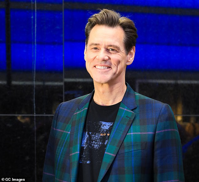 Plastic surgeon weighs in on Jim Carrey's apparent new look after fans ...