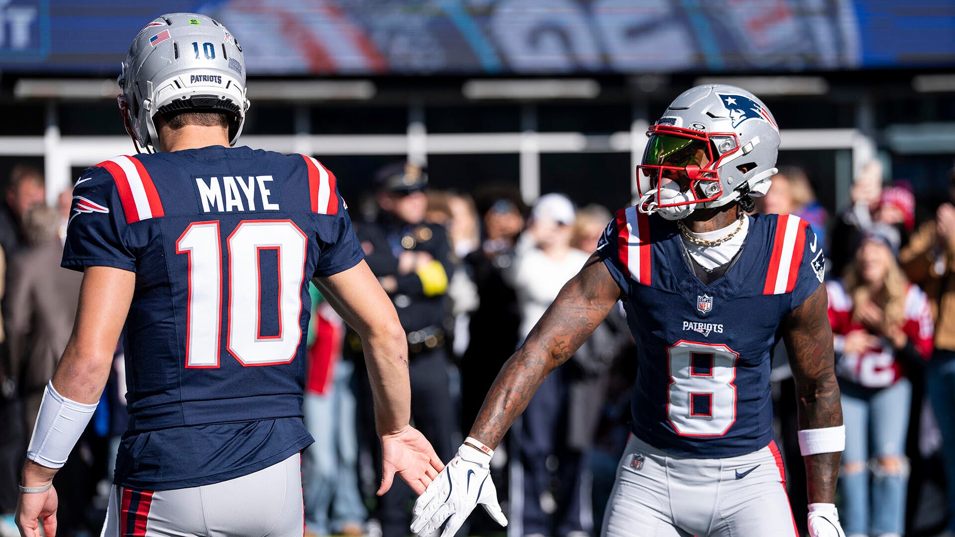 Projecting the 2025 NFL playoff field: AFC has a surprise top seed ...