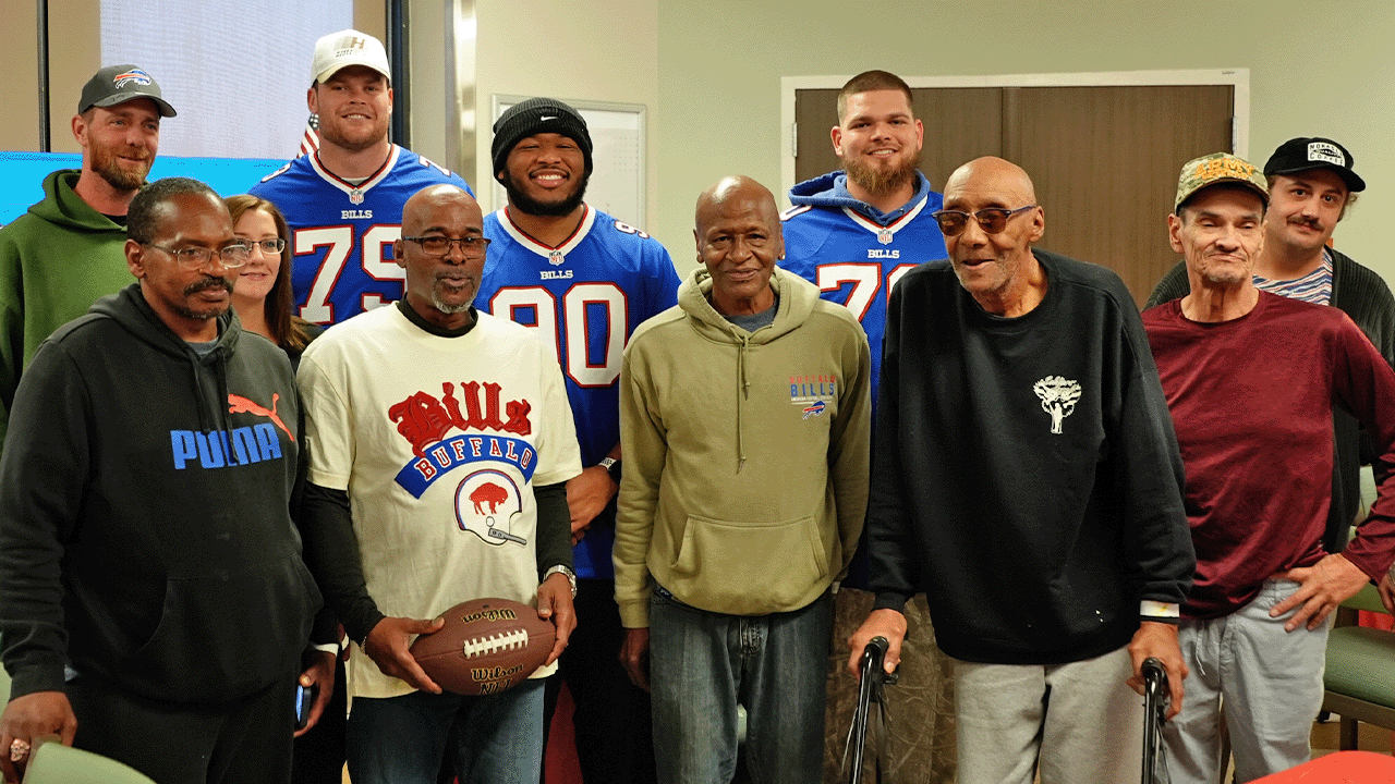 'Best Veterans Day ever': Buffalo Bills players surprise veterans at VA ...