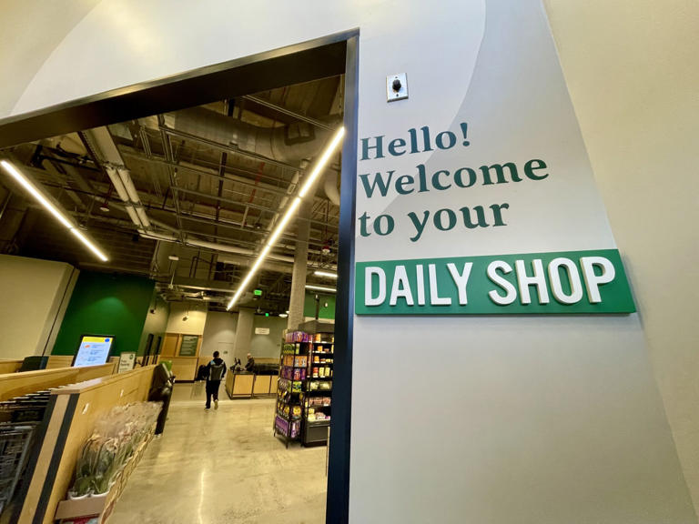 Whole Foods goes mini: Inside the new ‘Daily Shop’ grocery store near ...