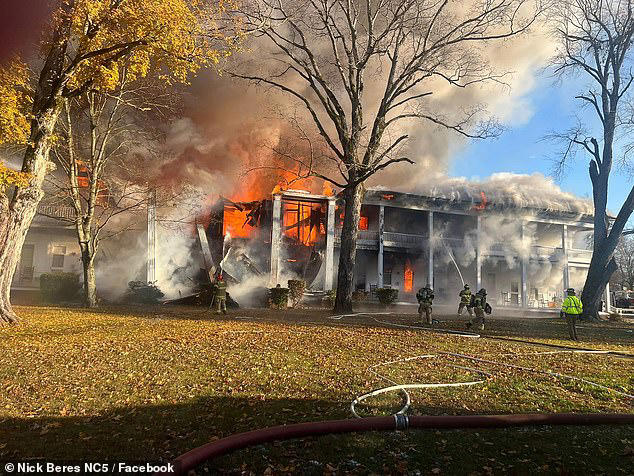 Historic southern hotel with classic verandas is totally destroyed by ...