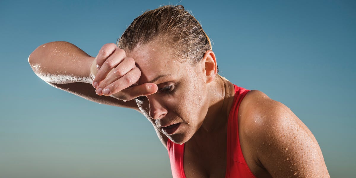 How much sweat is normal on a run? Here’s the science behind sweating ...