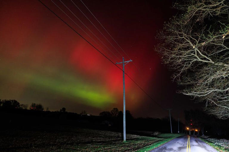 Map of 18 states dazzled by northern lights tonight as strongest solar ...