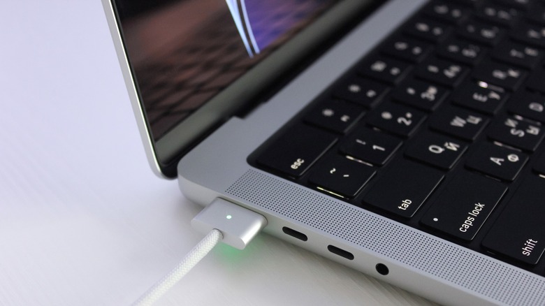 How To Safely Clean The Ports On Your Mac (And Why You Need To)