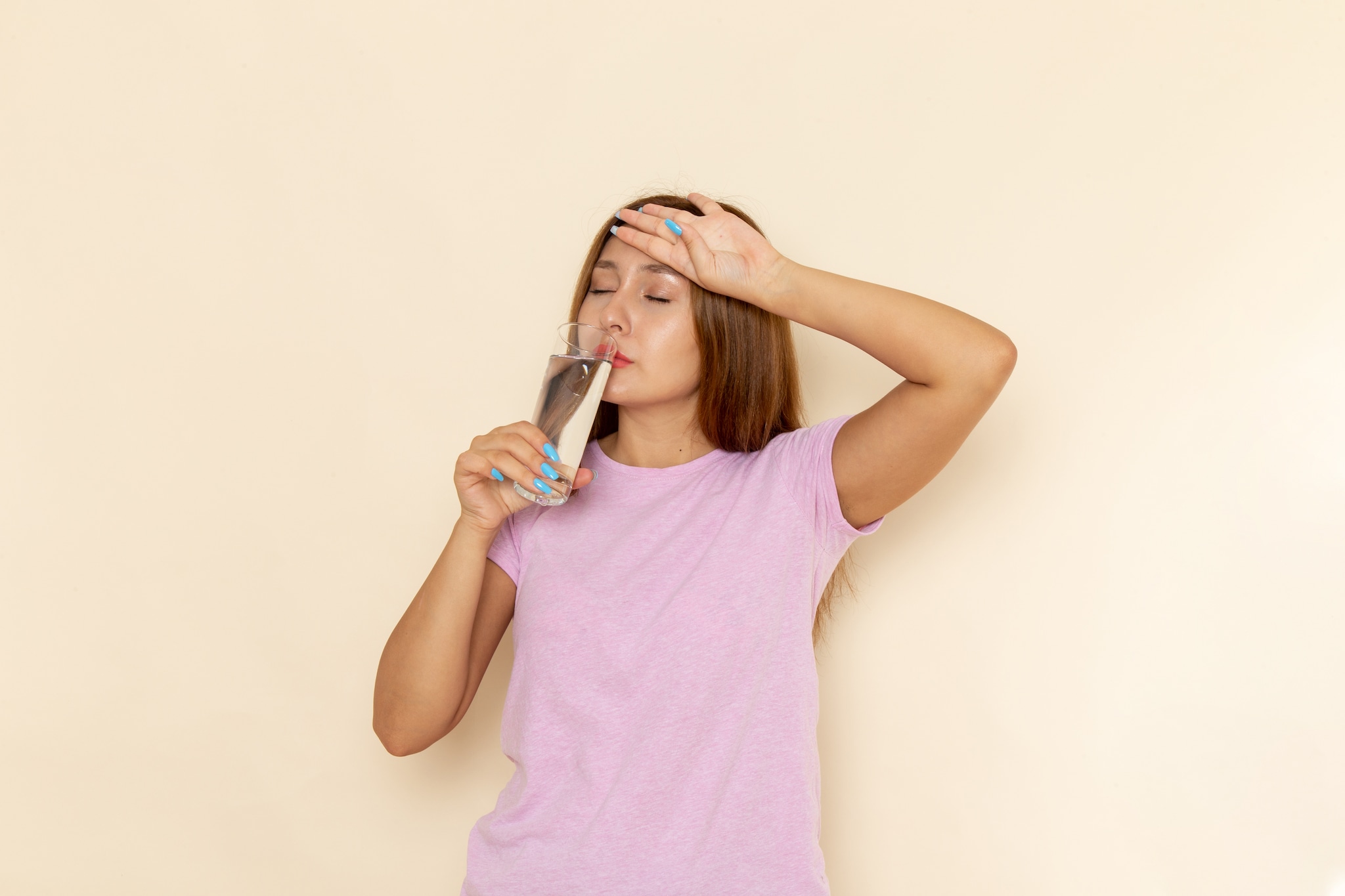 Drinking Too Much Water? Is It Good? Here's What Really Happens to Your ...