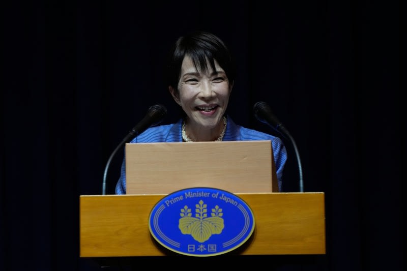 New Japan PM's 3am Staff Meeting Does Not Go Over Well