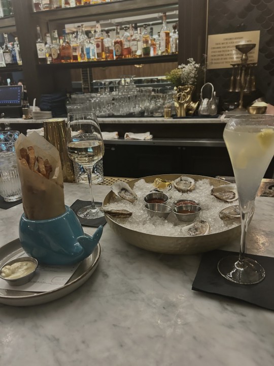 Top 10 happy hours in the Crescent City, according to Yelp