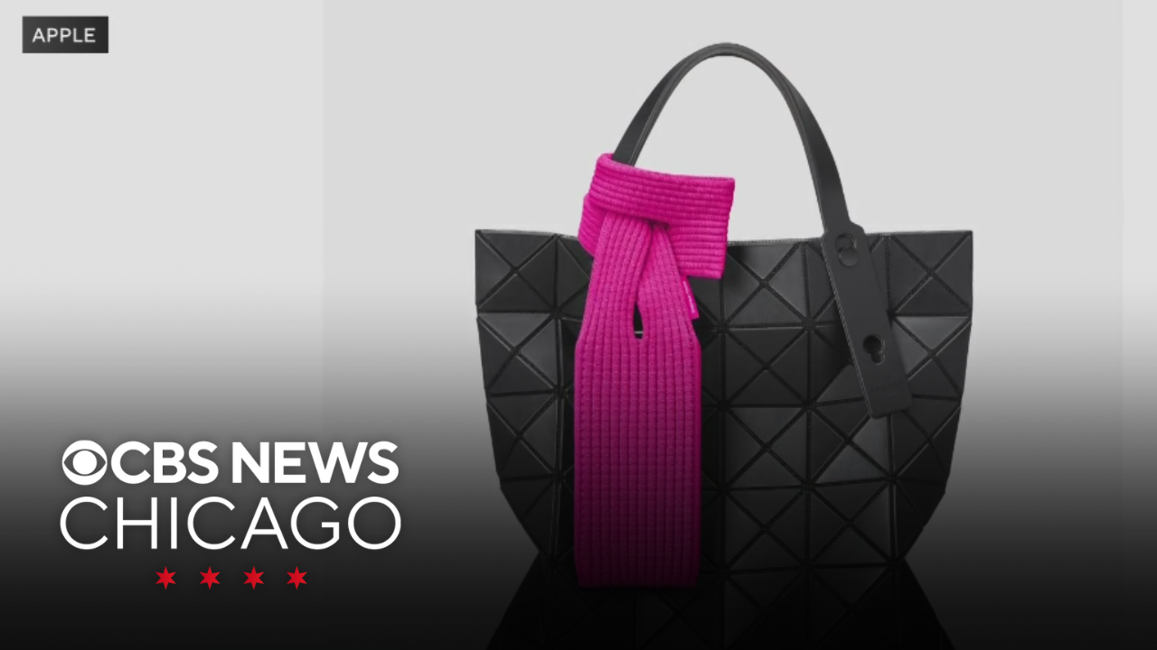 Apple announces knitted iPhone pocket