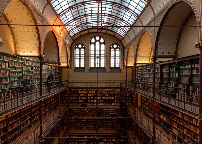 8 Famous Museums And Galleries You Can Visit Virtually From Your Own Couch