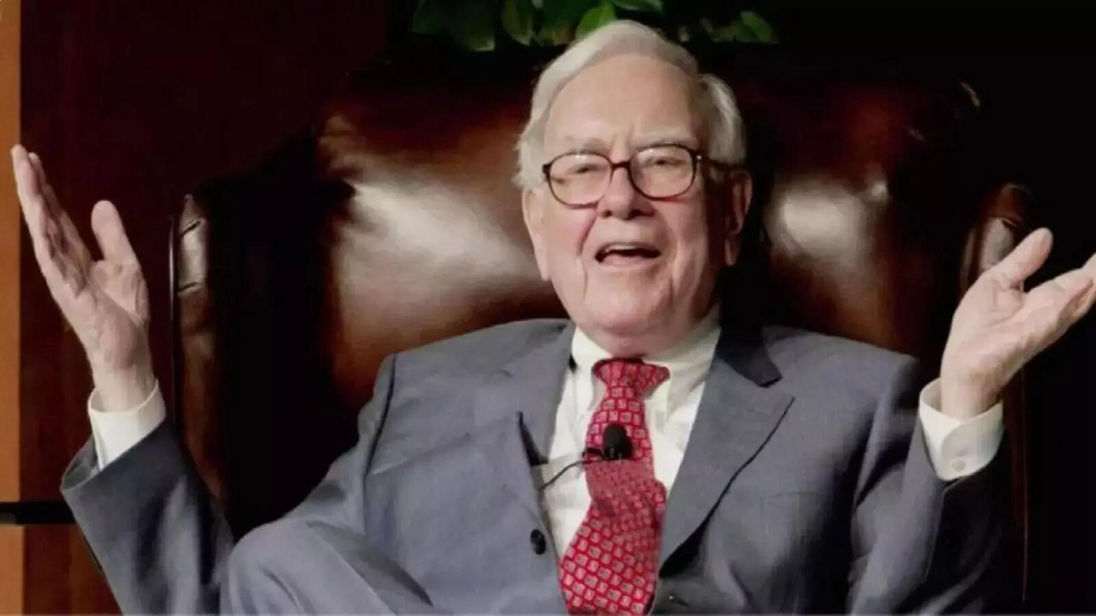 Warren Buffet's final annual letter has message on CEO pay packages ...