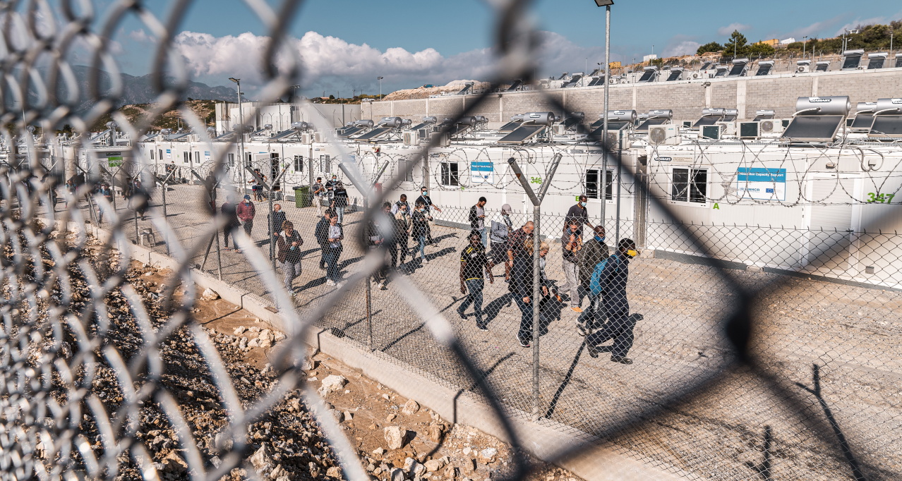 Αύριο δικάζονται οι 30 αλλοδαποί για τα επεισόδια στη Δομή Σιντικής ...