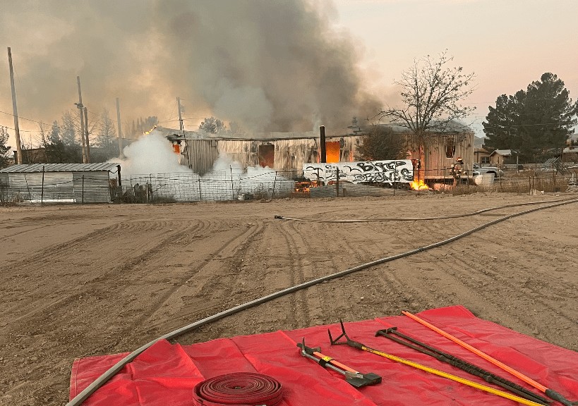 Doña Ana fire crews put out early morning house fire