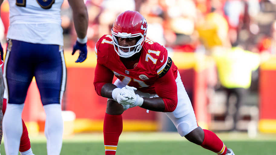Josh Simmons’ return doesn’t mean the Chiefs are ready to use him