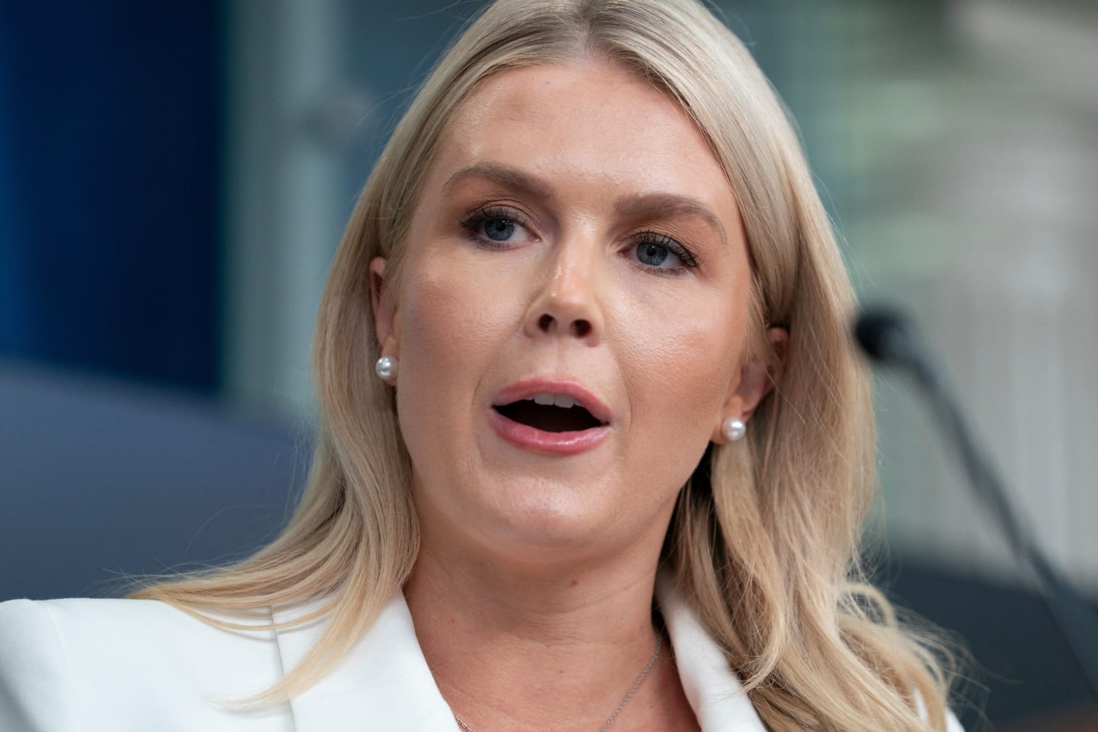 White House 'rapid response' team struggles as Epstein emails entangle ...