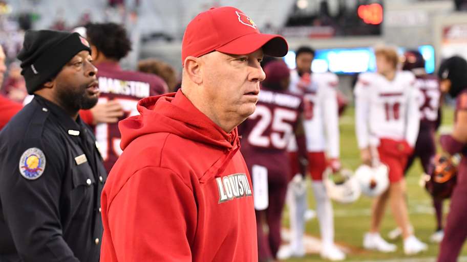 Rival ACC head coach threw major shade at Carson Beck coming out of Week 11
