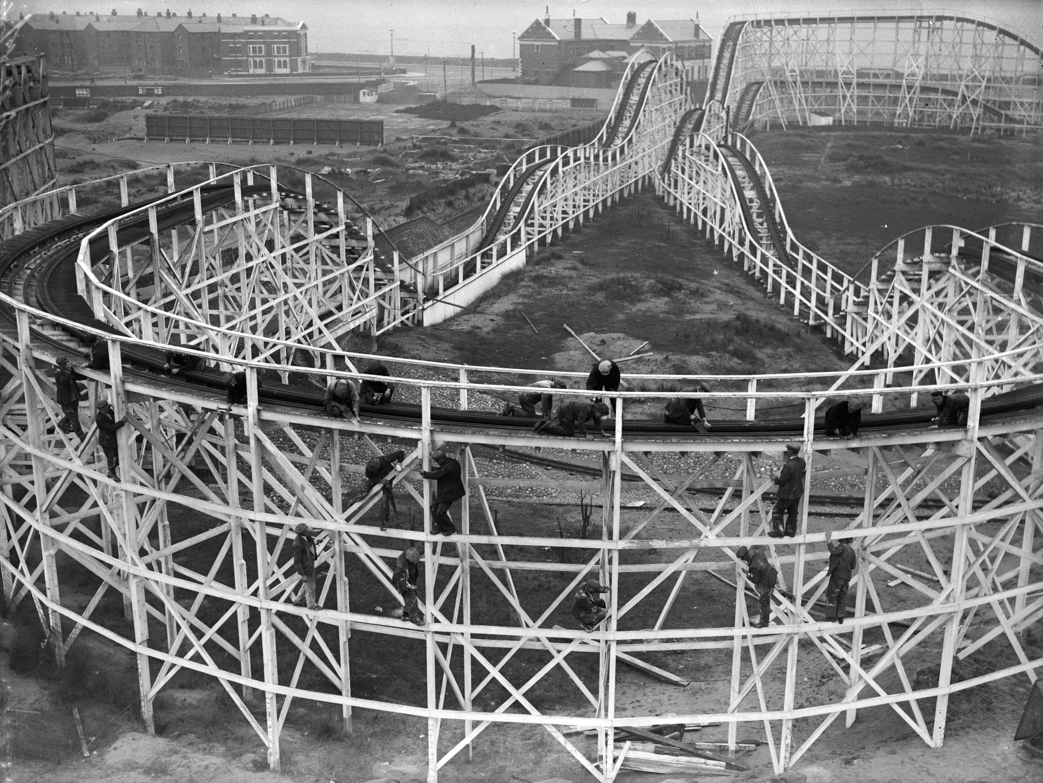 25 incredible pictures from 1934-1935 define how Blackpool was during ...